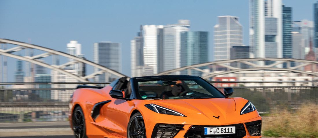 Corvette C8: dimensioni, interni, motori, prezzi e concorrenti ...