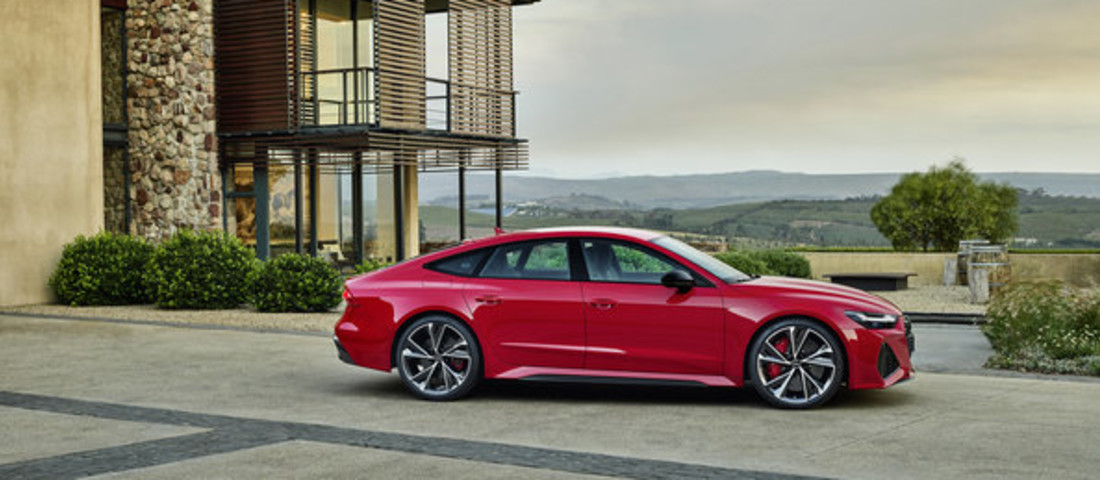 Audi RS7: dimensioni, interni, motori, prezzi e concorrenti - AutoScout24