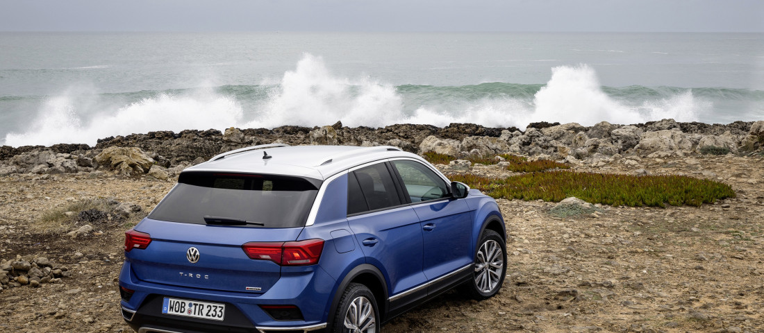 Volkswagen T-Roc: dimensioni, interni, motori, prezzi e concorrenti ...