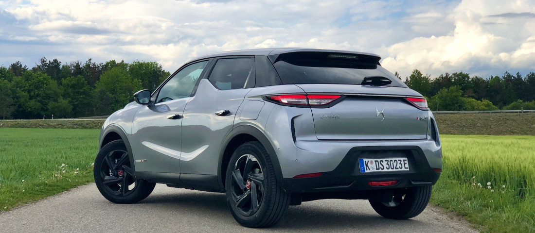 DS 3 Crossback: dimensioni, interni, motori, prezzi e concorrenti ...