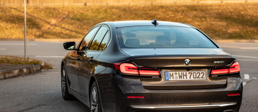 BMW 520: dimensioni, interni, motori, prezzi e concorrenti - AutoScout24