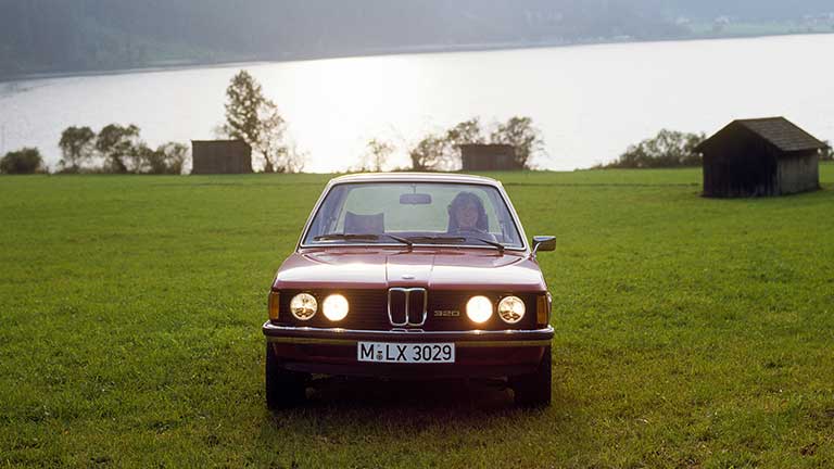 BMW 320 - informazioni tecniche, prezzo, allestimenti - AutoScout24