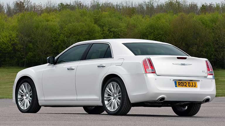 Chrysler 300C - informazioni tecniche, prezzo, allestimenti - AutoScout24