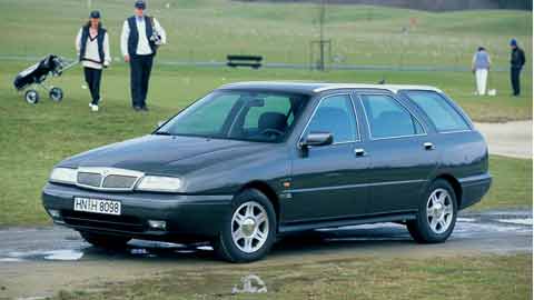 Lancia Kappa: dimensioni, interni, motori, prezzi e concorrenti ...