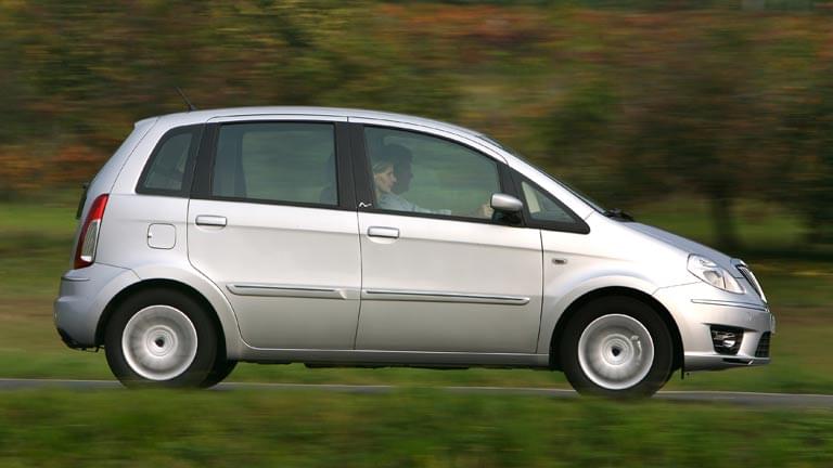 Lancia Musa - informazioni tecniche, prezzo, allestimenti - AutoScout24