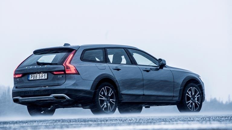 Compra Volvo V90 su AutoScout24.it