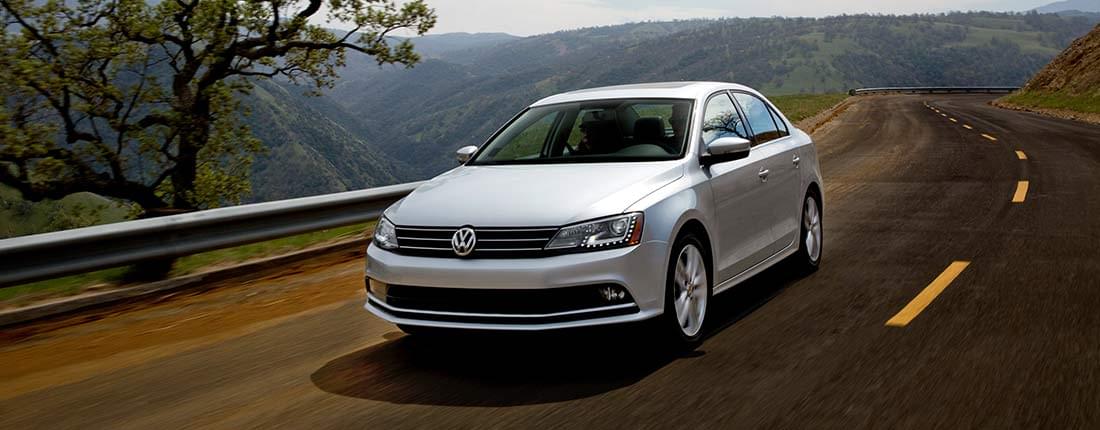 Volkswagen Jetta - informazioni tecniche, prezzo, allestimenti ...