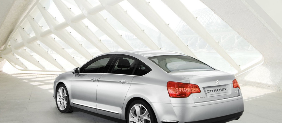 Citroen C5: dimensioni, interni, motori, prezzi e concorrenti - AutoScout24